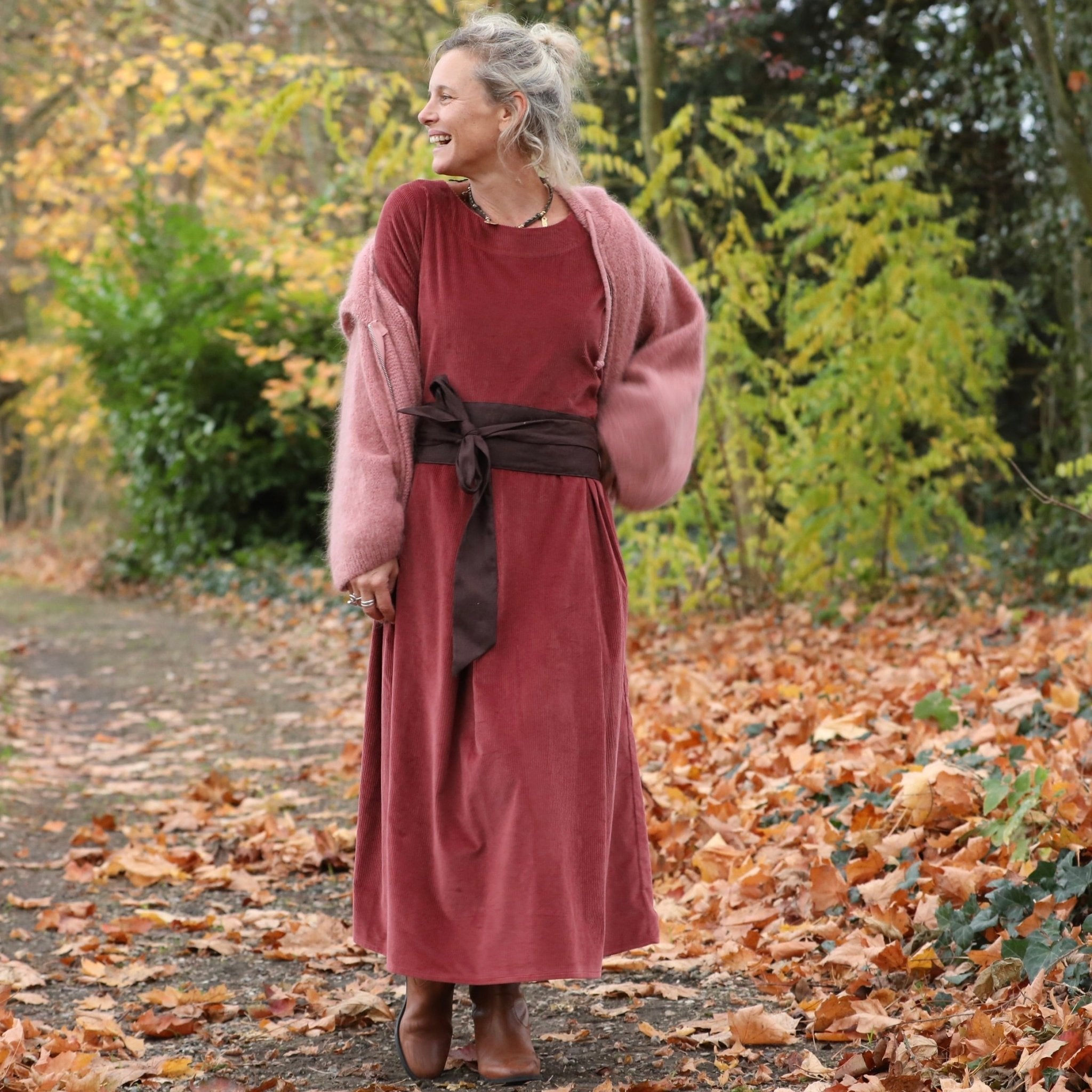 Comment porter le velours : idées de looks chic et confortables ...