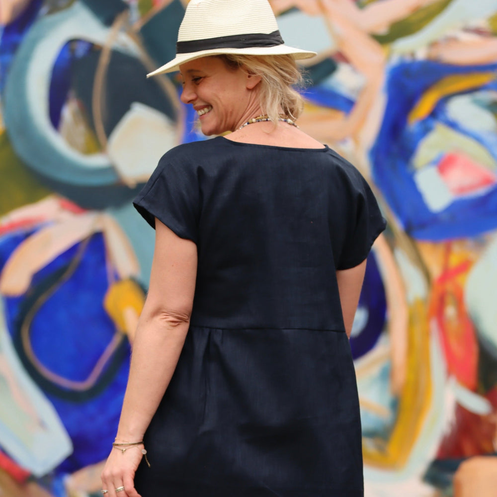 Robe Léna lin blau marine de Quintessence - made in France